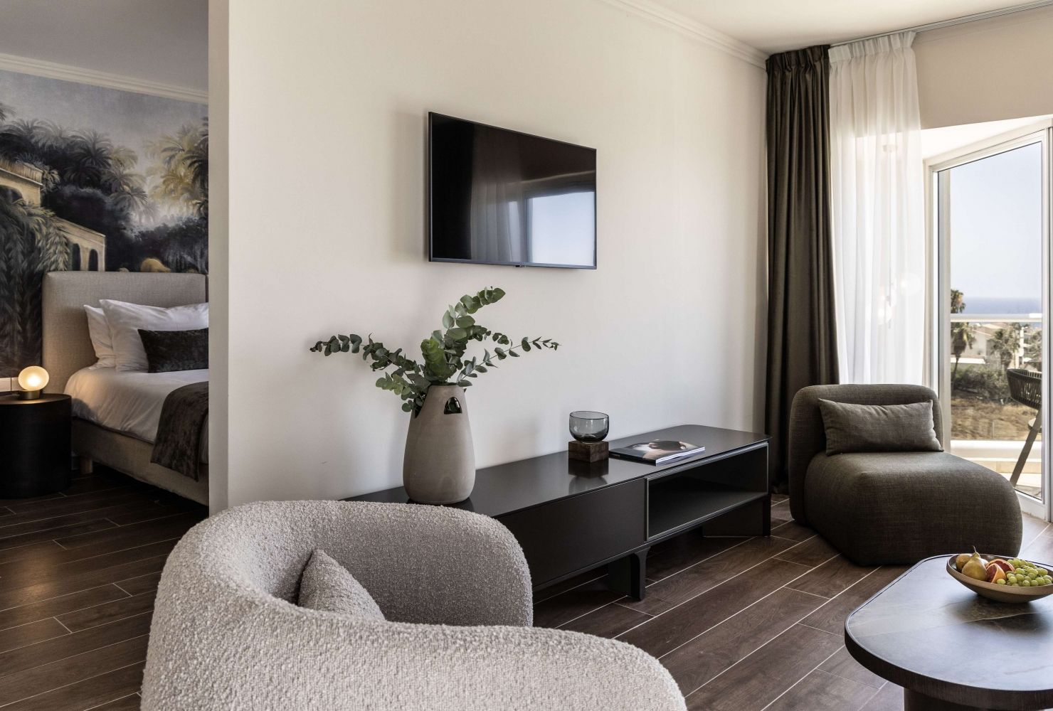 Cali Resort & Spa | Luxury Hotel in Paphos, Cyprus | Rooms & Suites